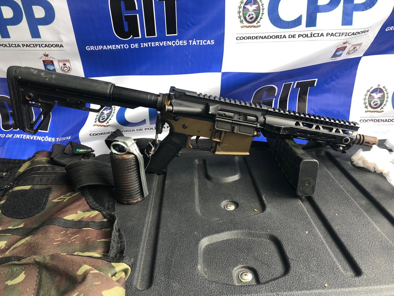 POLICIAIS MILITARES APREENDEM 14 FUZIS EM 24 HORAS NA REGIÃO ...