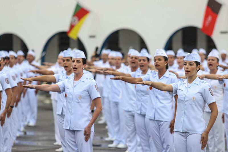 POLÍCIA MILITAR RECEBE MAIS 73 MÉDICOS PARA PRESTAR SERVIÇO NAS ...